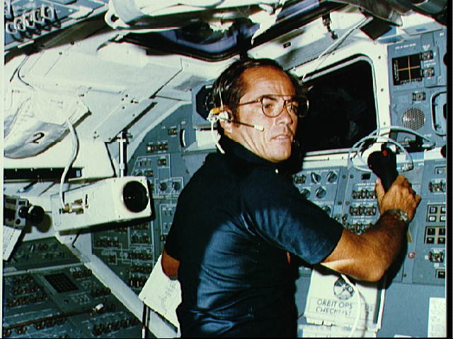 Robert Crippen - Alchetron, The Free Social Encyclopedia